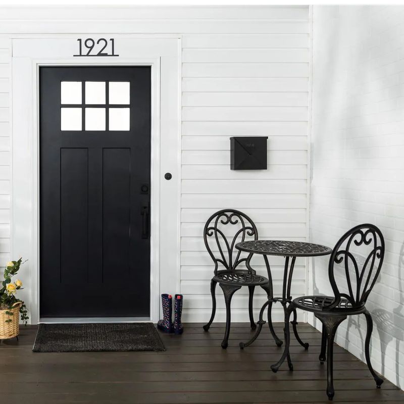 Pinturas para Puertas Interior y Exterior Negro Satinado 946 ml - Isesa.cl